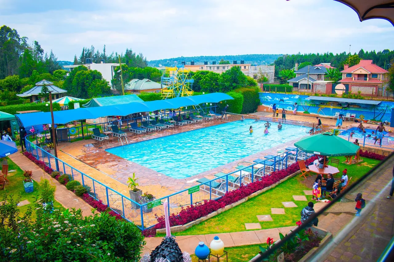 RIO BREEZE GARDENS & RESORT | Luxury Tropical Dining & Resort